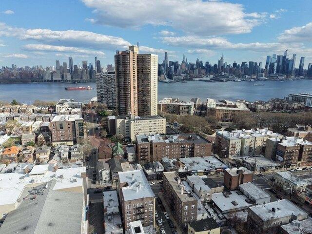 3 bedroom, West New York NJ 07093 102256214