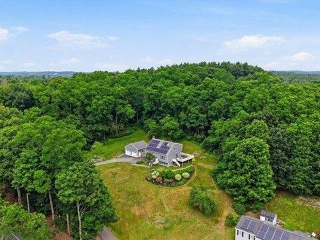 3 bedroom, West Newbury MA 01985 104870112