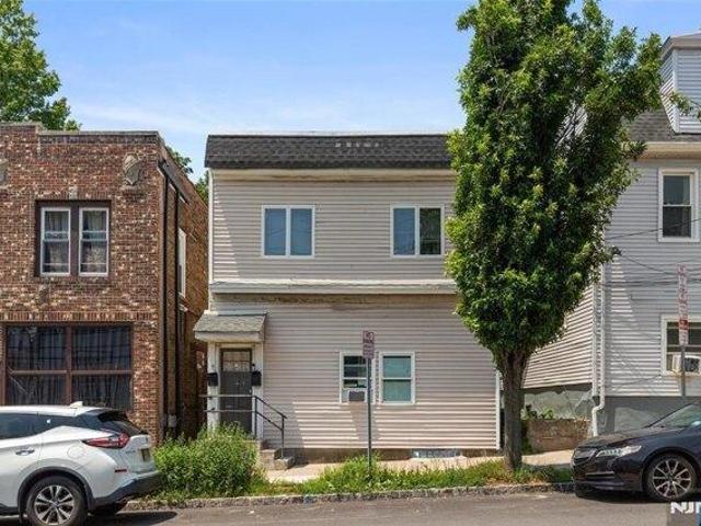 3 bedroom, West Orange NJ 07052 104265413
