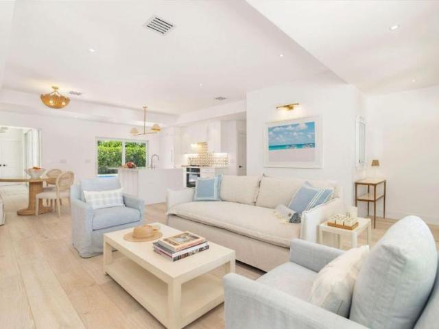 3 bedroom, West Palm Beach FL 102395780