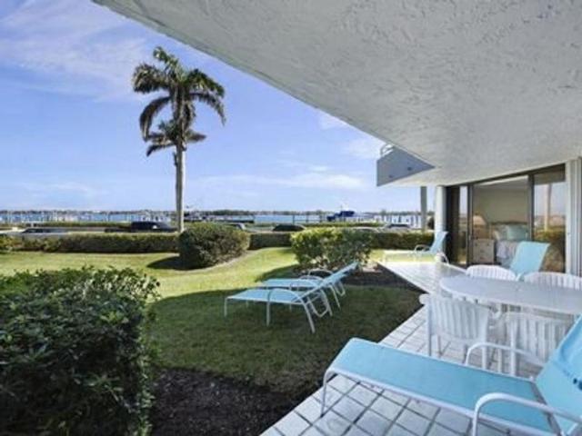 3 bedroom, West Palm Beach FL 33405 100973055