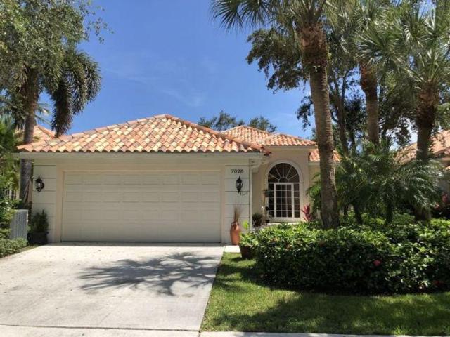 3 bedroom, West Palm Beach FL 33411 100973040