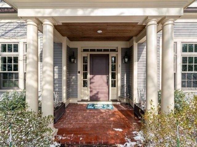 3 bedroom, Weston MA 02493 LS103018962