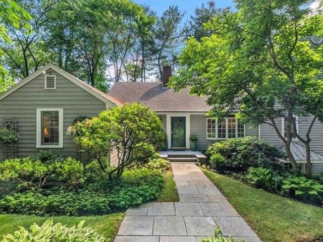 3 bedroom, Weston MA 02493 104443134