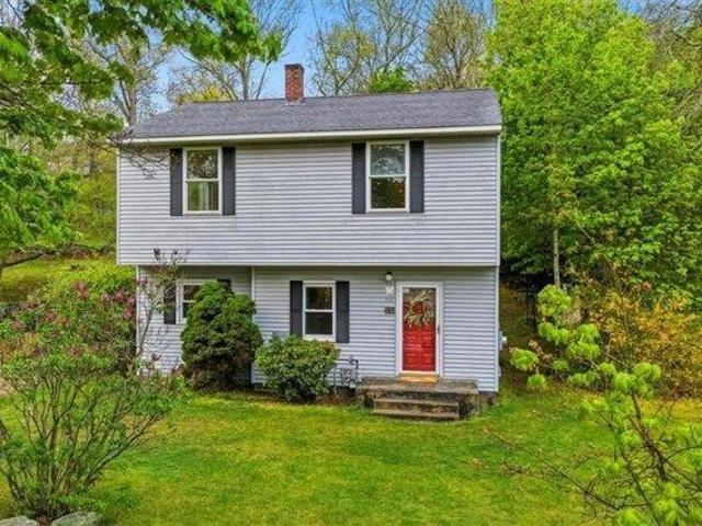 3 bedroom, Westerly RI 02808 102409255