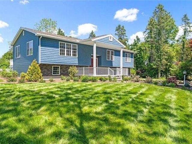 3 bedroom, Westerly RI 02891 104375442