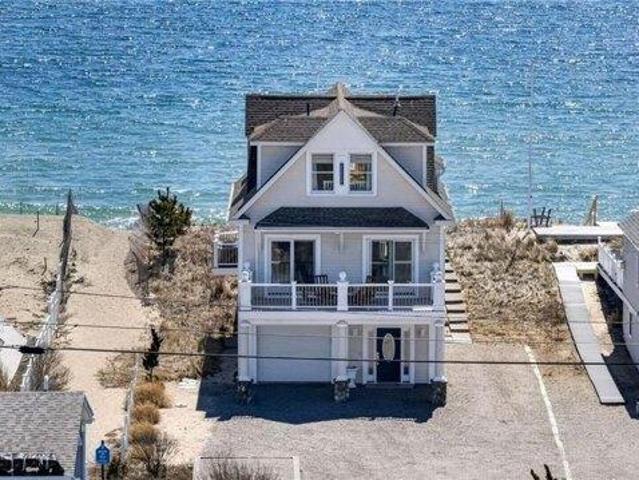 3 bedroom, Westerly RI 02891 104446114