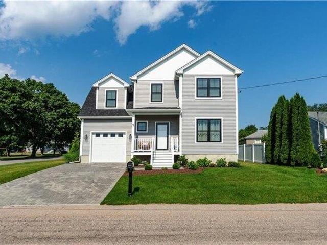 3 bedroom, Westerly RI 02891 104443120