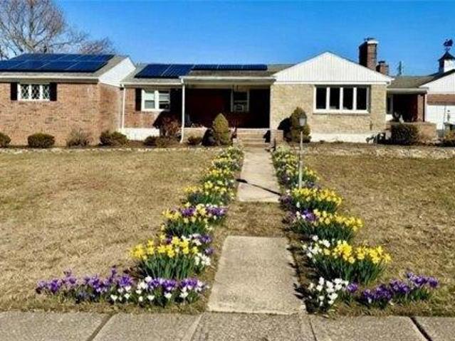 3 bedroom, Westerly RI 02891 LS101657322