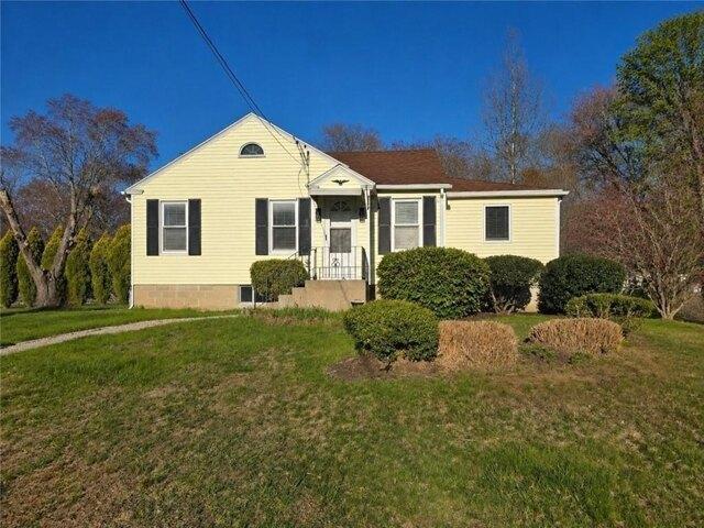3 bedroom, Westerly RI 02891 LS102632903