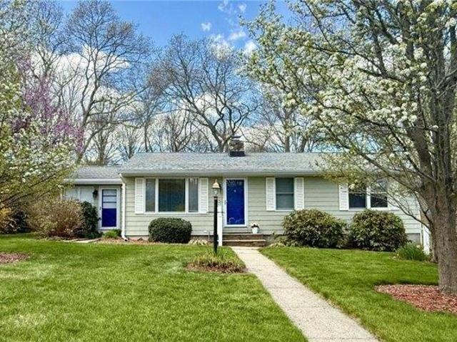 3 bedroom, Westerly RI 02891 LS102342467