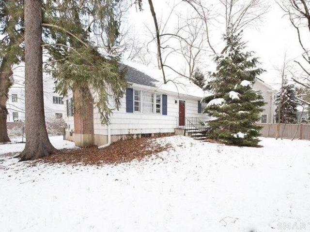3 bedroom, Westport CT 06880 LS102212957