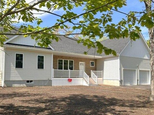 3 bedroom, Westport MA 02790 104789310