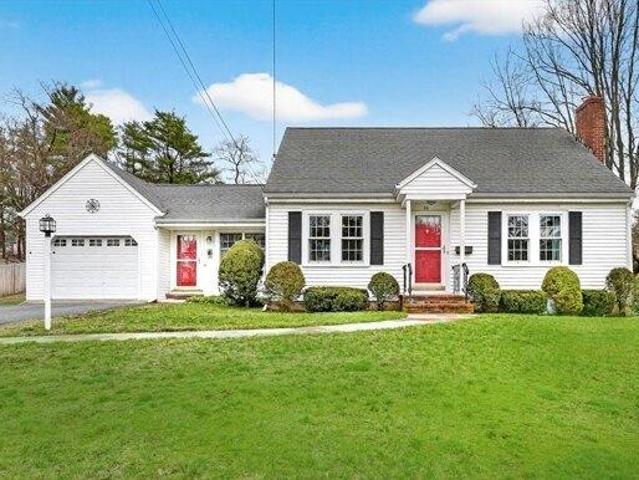 3 bedroom, Westwood MA 02090 LS102369992