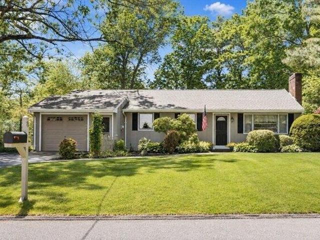 3 bedroom, Whitman MA 02382 103187687