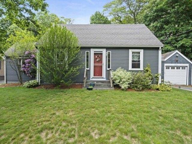 3 bedroom, Whitman MA 02382 103188288
