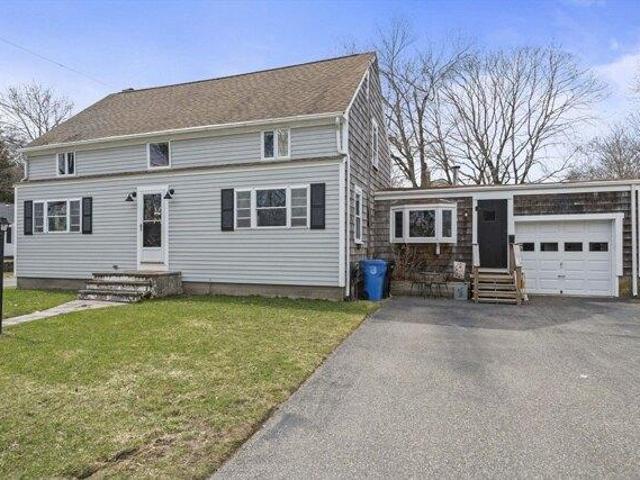 3 bedroom, Whitman MA 02382 LS102410830