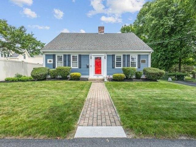 3 bedroom, Whitman MA 02382 LS102959320