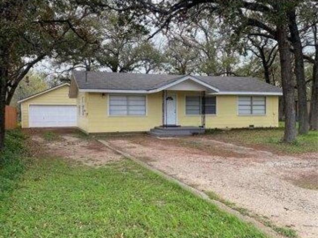 3 bedroom, Whitney TX 76692 89681115