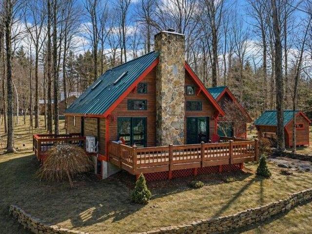 3 bedroom, Whitingham VT 05361 102725639