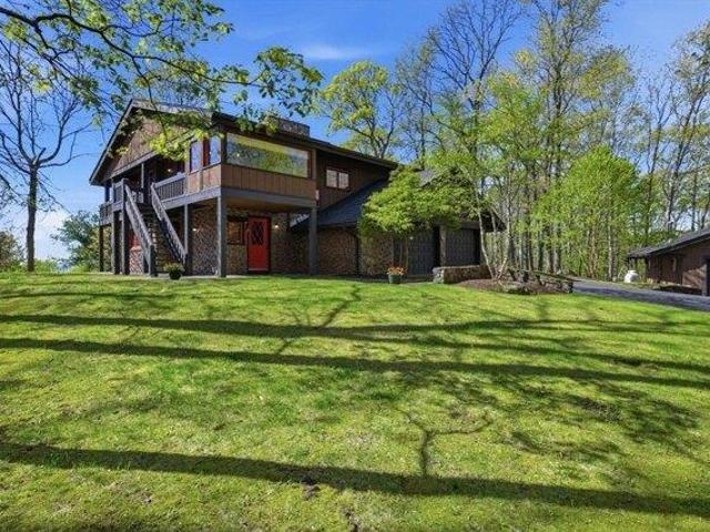 3 bedroom, Wilbraham MA 01095 LS102828730