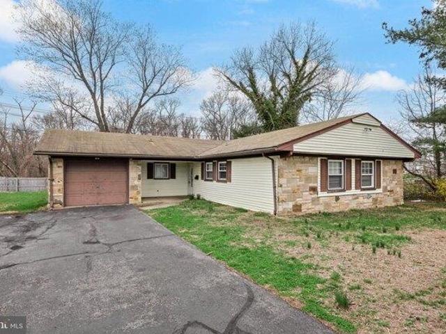 3 bedroom, Willingboro NJ 08046 LS101747602