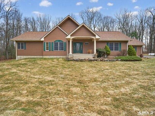 3 bedroom, Willington CT 06279 101896891