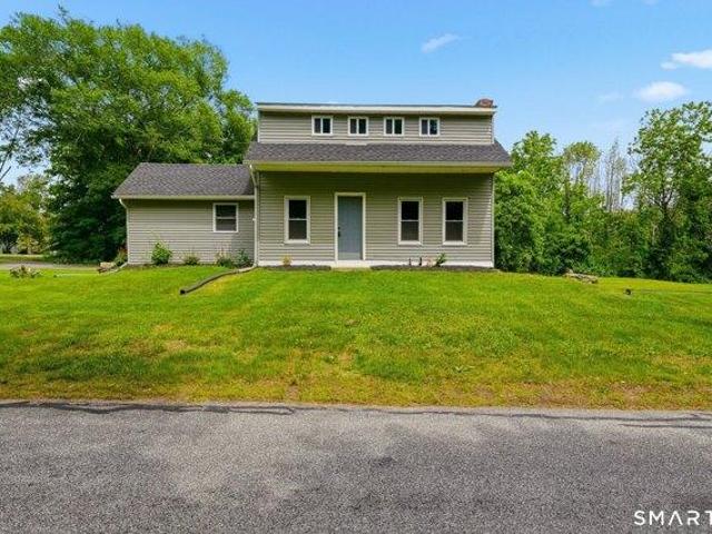 3 bedroom, Willington CT 06279 104298155