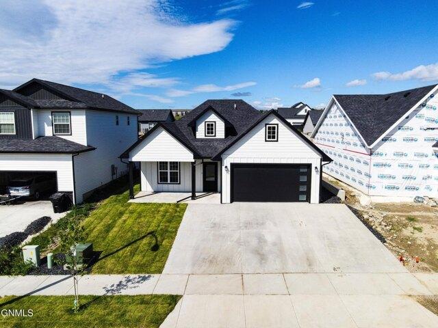 3 bedroom, Williston ND 58801 LS93710389