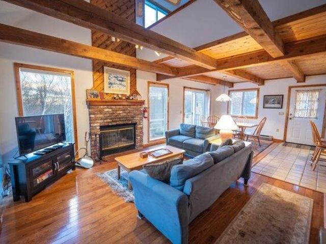 3 bedroom, Wilmington VT 05363 LS102447308