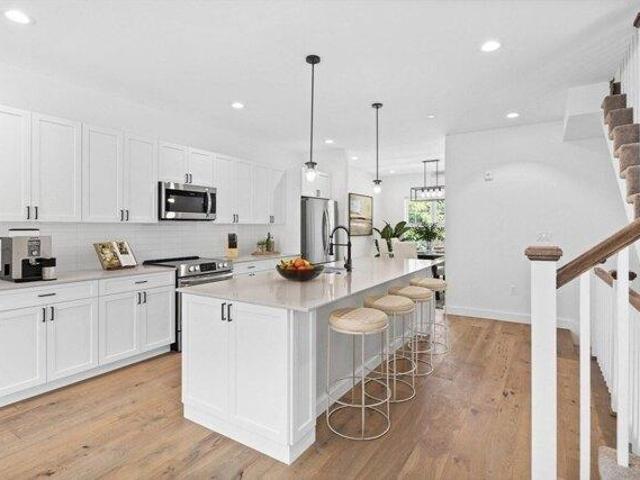 3 bedroom, Wilmington MA 01887 102860324