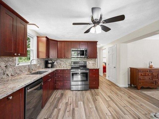 3 bedroom, Wilmington MA 01887 104790299