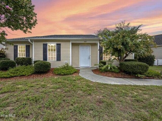 3 bedroom, Wilmington NC 28412 104899432