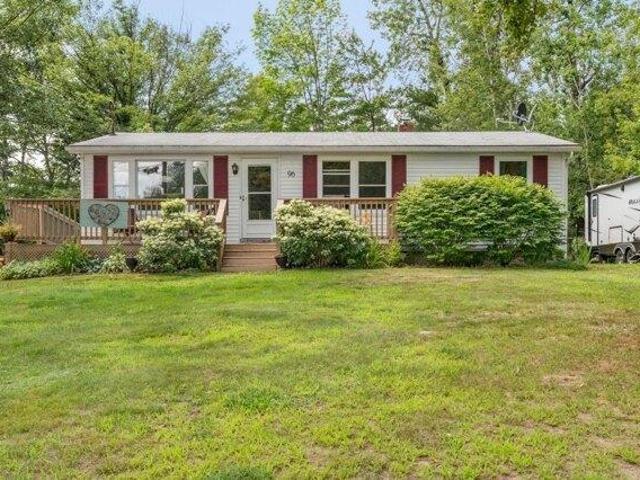 3 bedroom, Wilton ME 04294 104376353