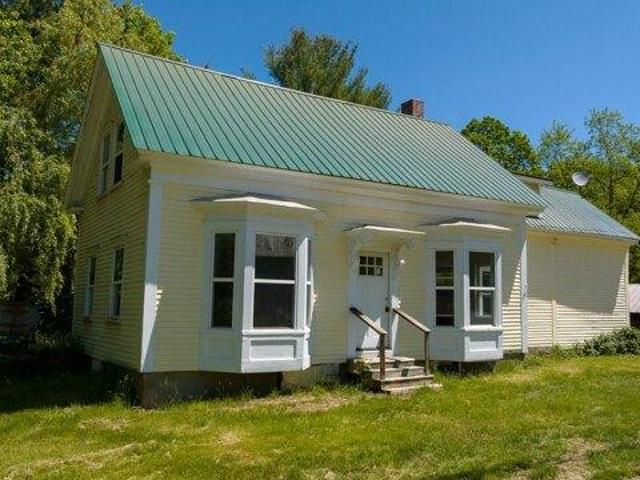 3 bedroom, Wilton ME 04294 104789525