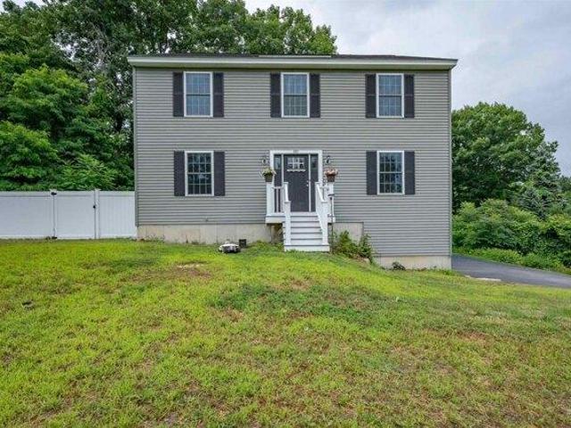 3 bedroom, Wilton NH 03086 104650886