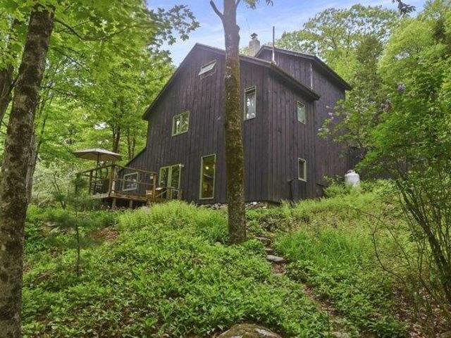 3 bedroom, Wilton NH 03086 104653480