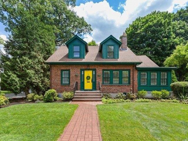 3 bedroom, Winchester MA 01890 104690135