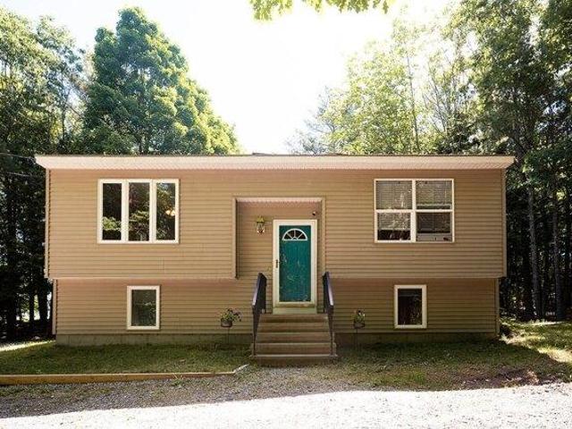 3 bedroom, Windham ME 04062 104849595