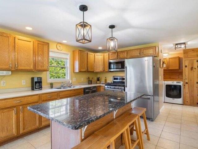 3 bedroom, Windham ME 04062 105112856