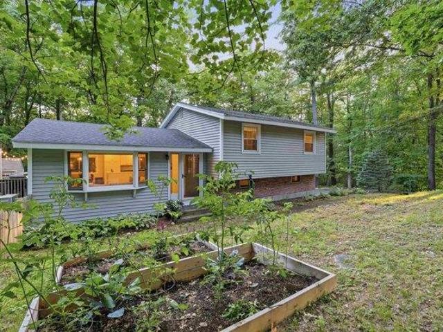 3 bedroom, Windham NH 03087 104652155