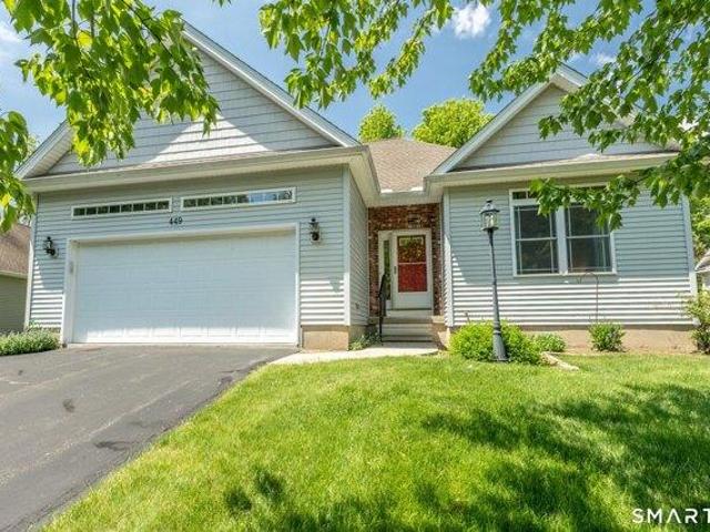 3 bedroom, Windsor CT 06095 102561255