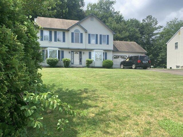 3 bedroom, Windsor CT 06095 104760235