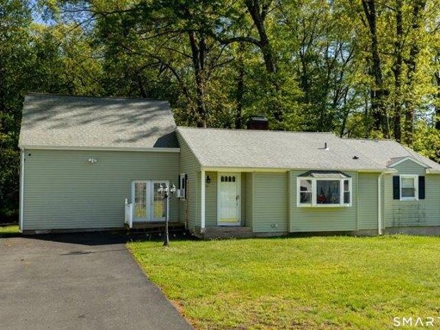 3 bedroom, Windsor CT 06095 LS102528315