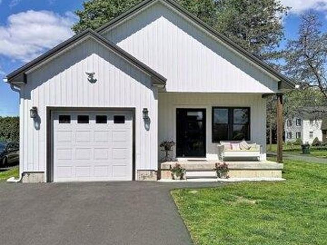 3 bedroom, Windsor Locks CT 06096 104906420