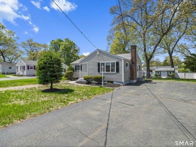 3 bedroom, Windsor Locks CT 06096 LS102280390