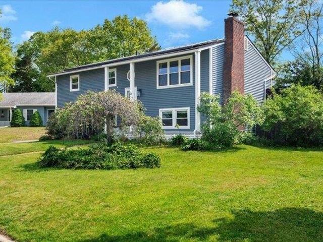 3 bedroom, Winooski VT 05404 LS102799110