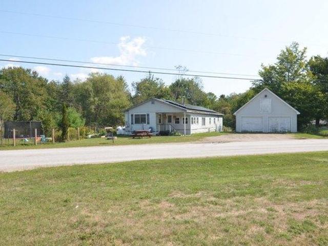 3 bedroom, Winterport ME 04496 102312454