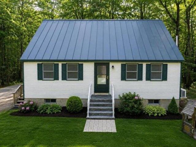3 bedroom, Winthrop ME 04364 104477565