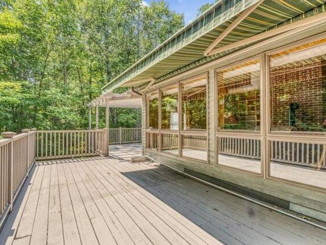 3 bedroom, Winthrop ME 04364 105191950
